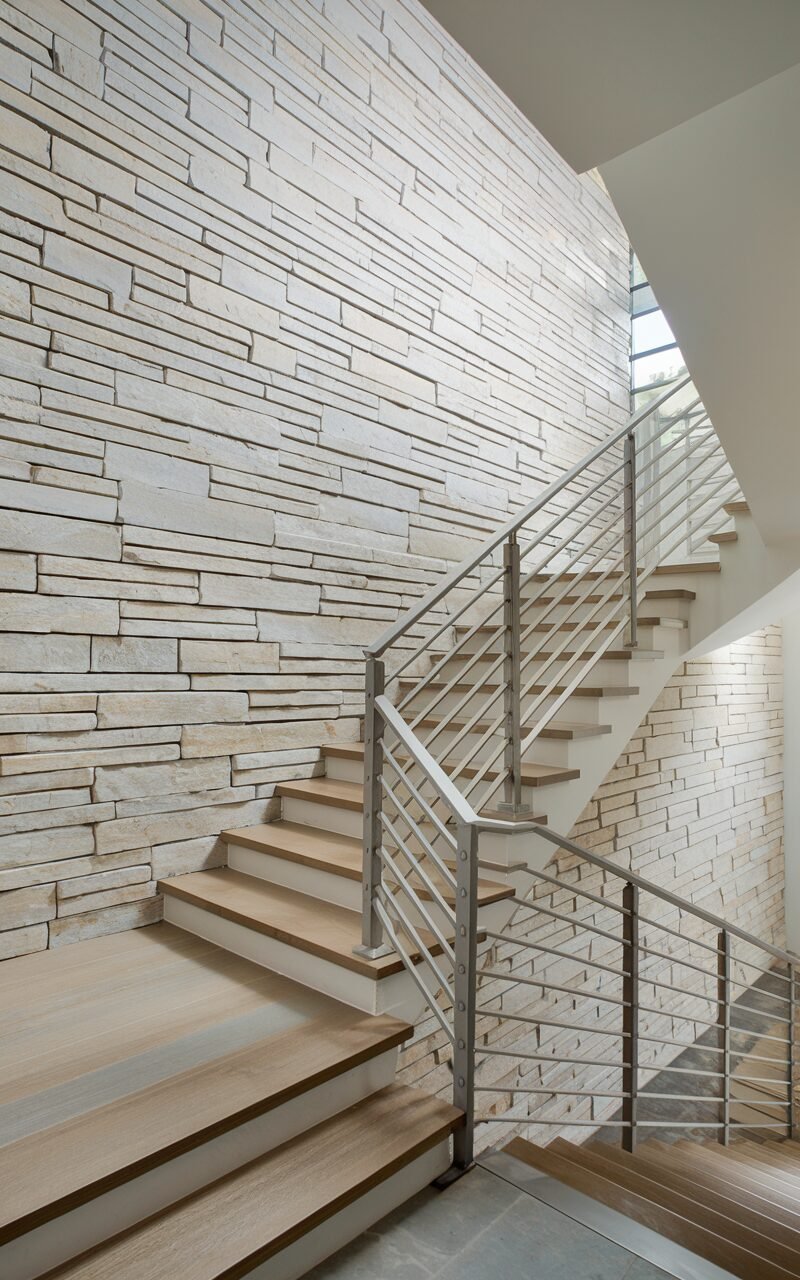 23 Modern Staircase Wall Designs That Instantly Elevate Your Home – A ...